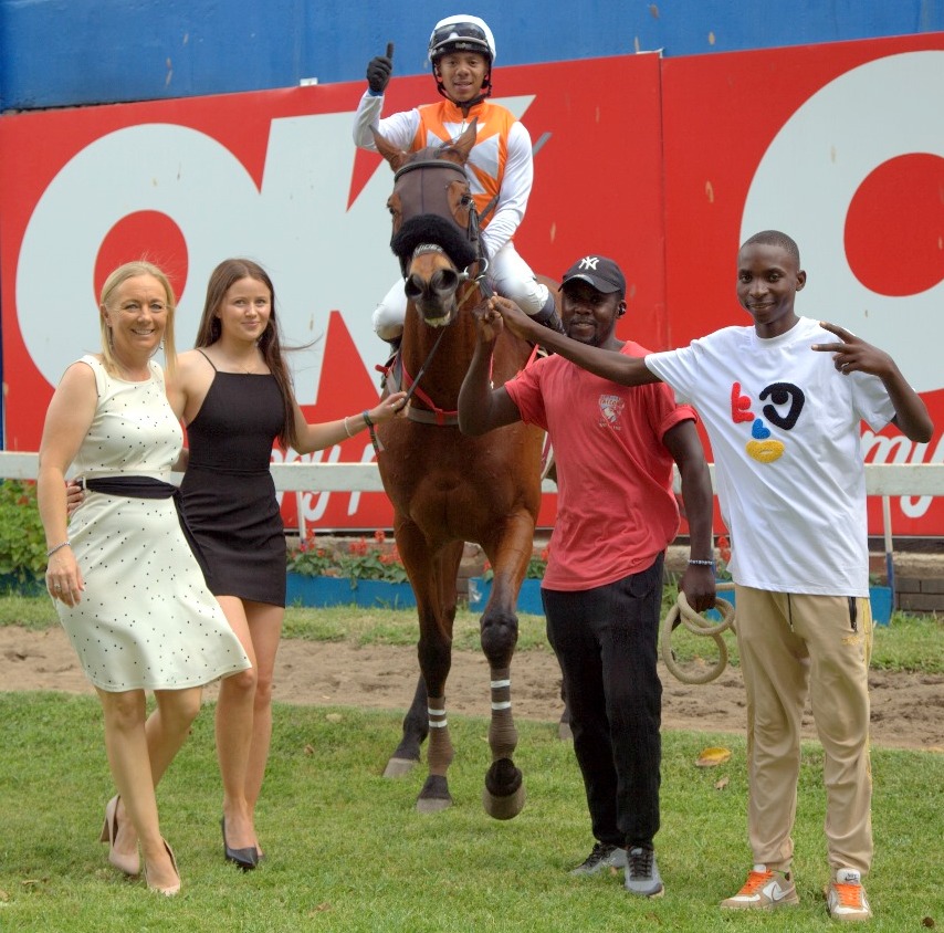 Stidolph/Klink Treble | Racing at Borrowdale Park in Harare – Zimbabwe